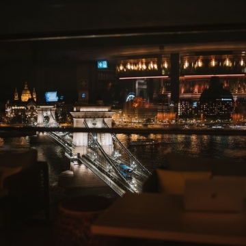 Leo Rooftop Cocktail Bar Budapest