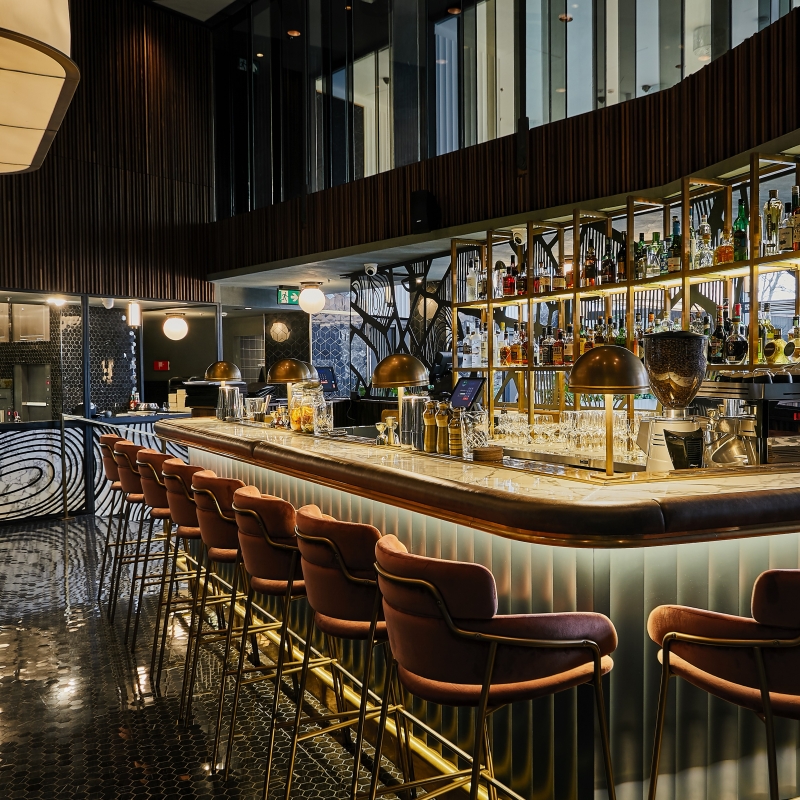 Leo Bistro & Leo Rooftop Sky Bar Budapest